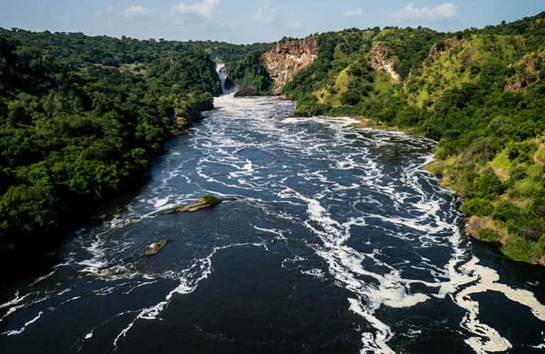 Nile River facts, location, source, map, animals, and ancient history.